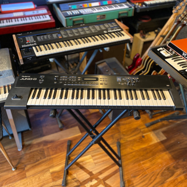 Roland Juno-D 61-Key Synthesizer Keyboard 2004 – Custom Vintage Keyboards