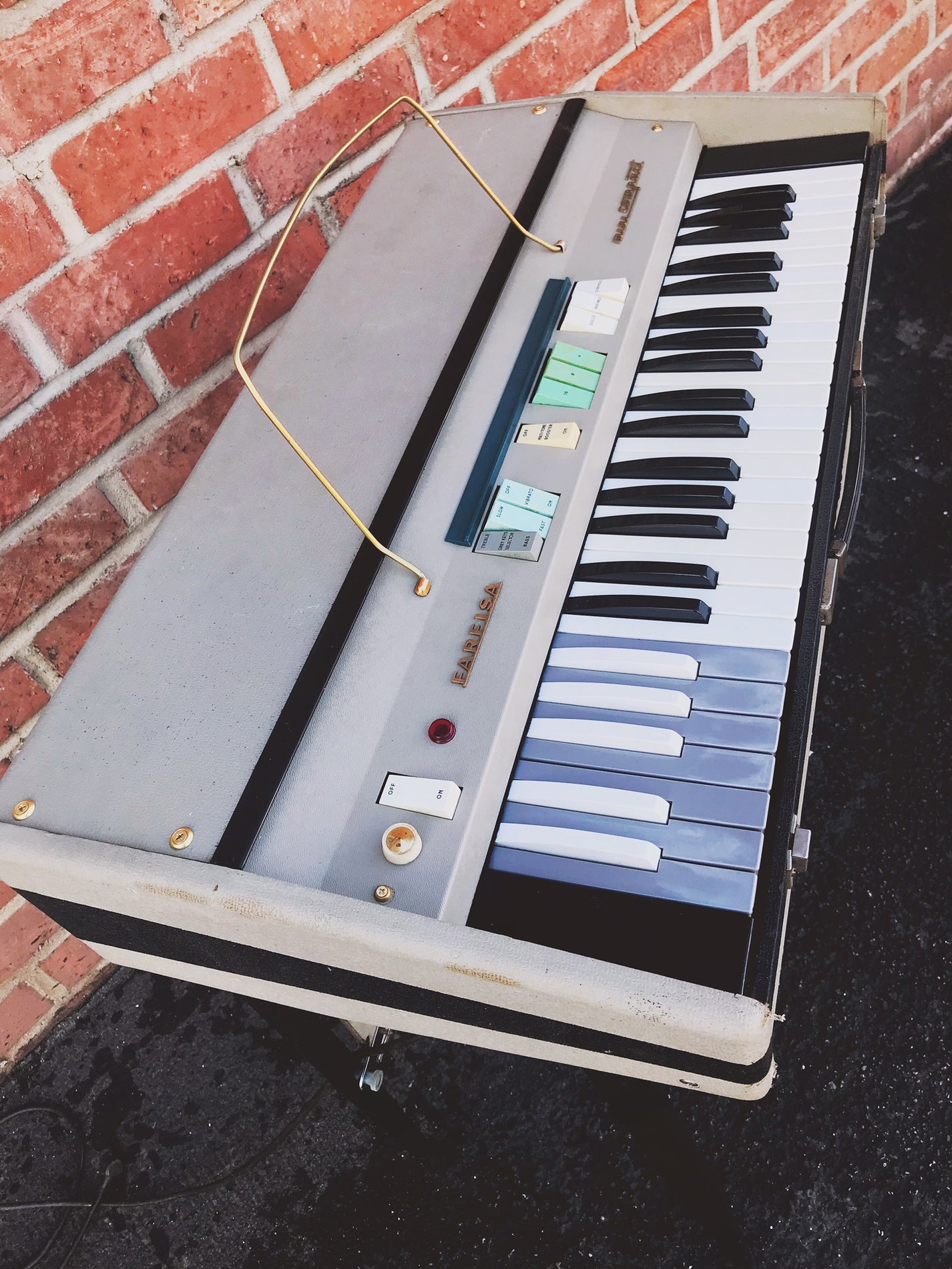 Farfisa Mini Compact – Custom Vintage Keyboards